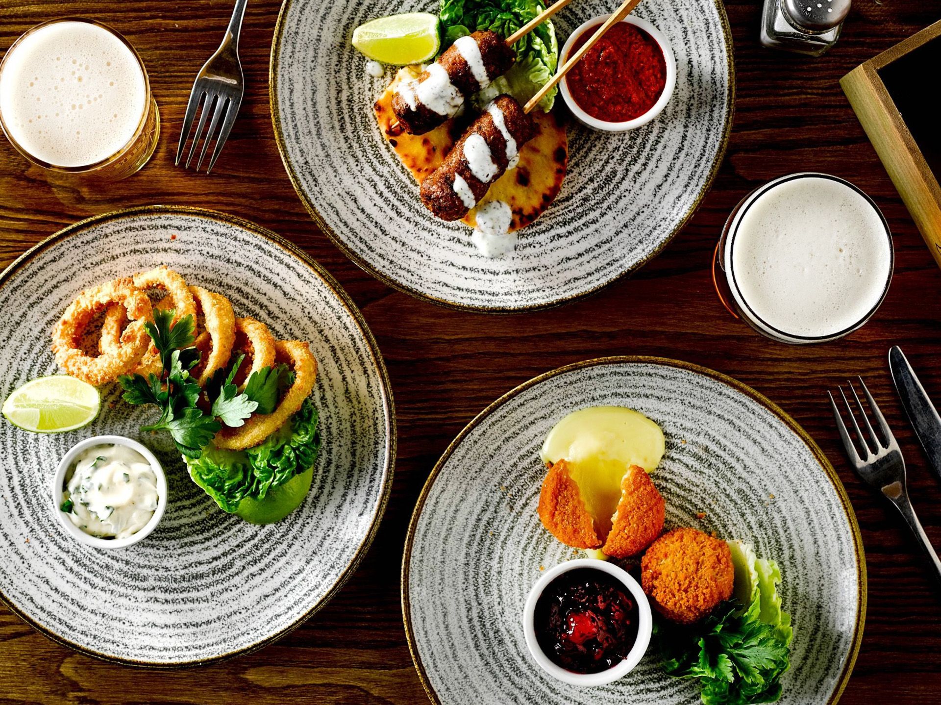 The Blue Bell | Seasonal pub food in Monton